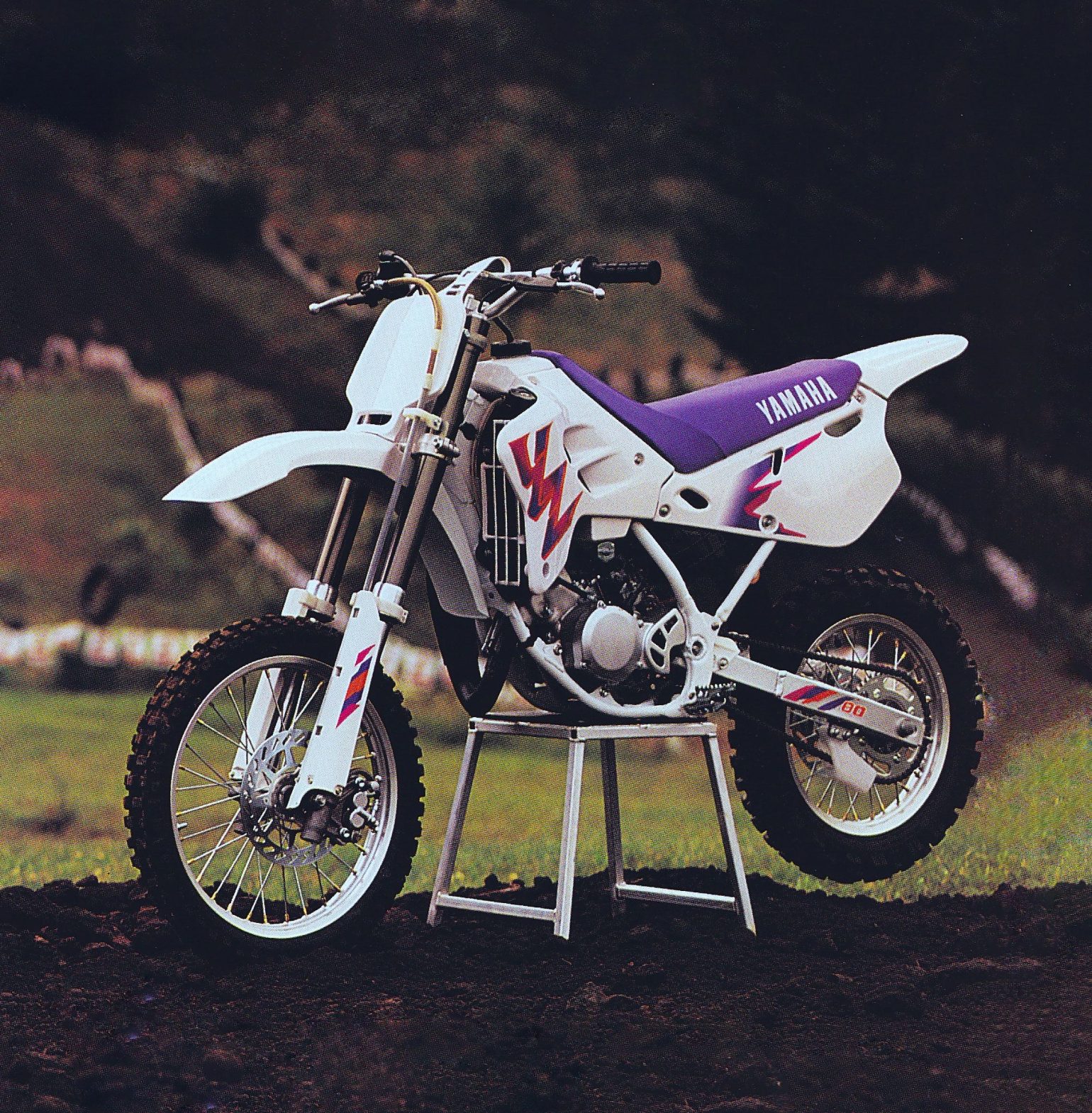 “Maxxis Tires” – Classic Steel #183 1993 Yamaha YZ80 – PulpMX