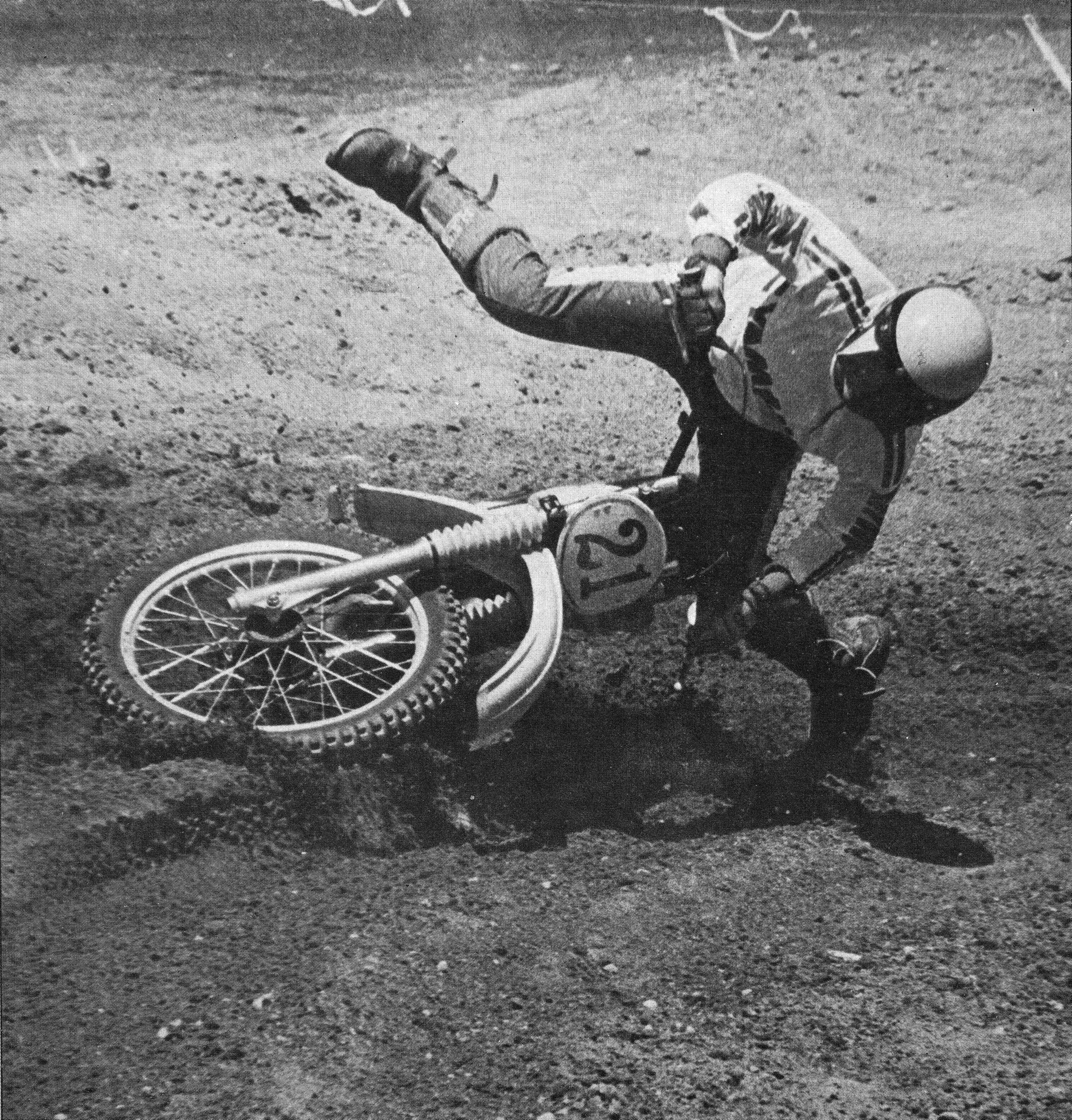 “Maxxis Tires” – Classic Steel 1980 YZ250G – PulpMX