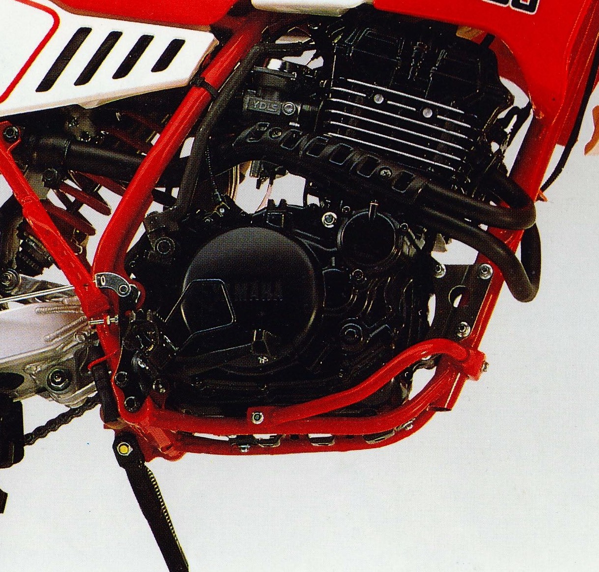 “Maxxis Tires” – Classic Steel 157: 1986 Yamaha TT350 – PulpMX