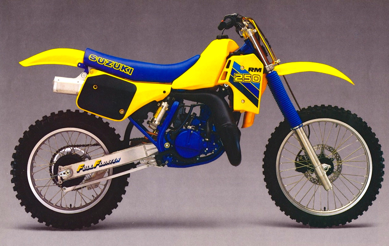 “Maxxis Tires” – Classic Steel #179 “1986 Suzuki RM250” – PulpMX